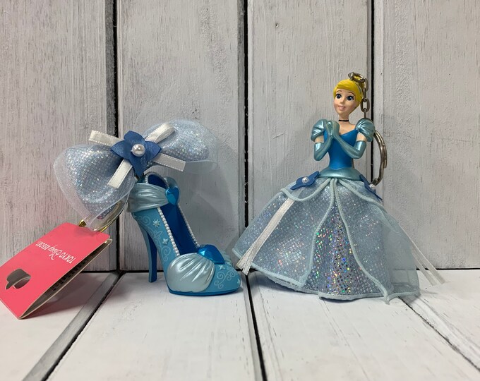 Disney Cinderella & Glass Slipper/shoe Keychains Lot of 2 - Etsy
