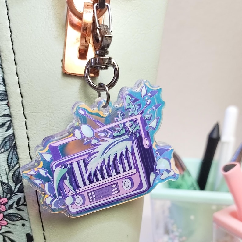 Vintage Radio Holographic Keychain | Lo-fi Retro Radio Bag Charm ...