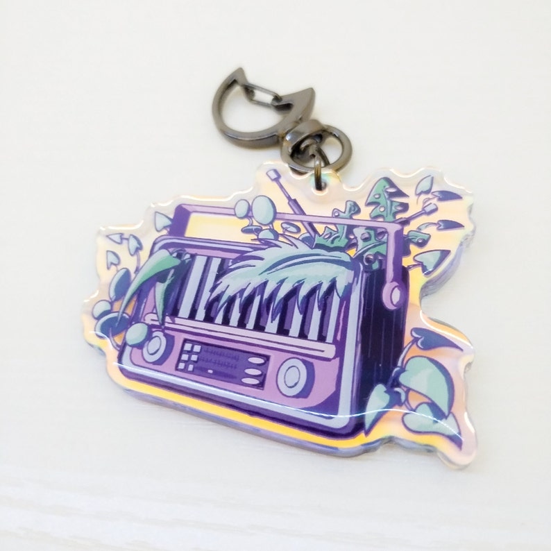Vintage Radio Holographic Keychain | Lo-fi Retro Radio Bag Charm ...