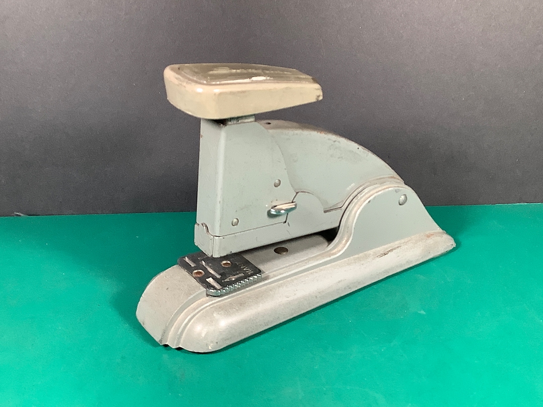 Swingline | Vintage #3 Speed Stapler | Gray | Retro Desk Accessory ...