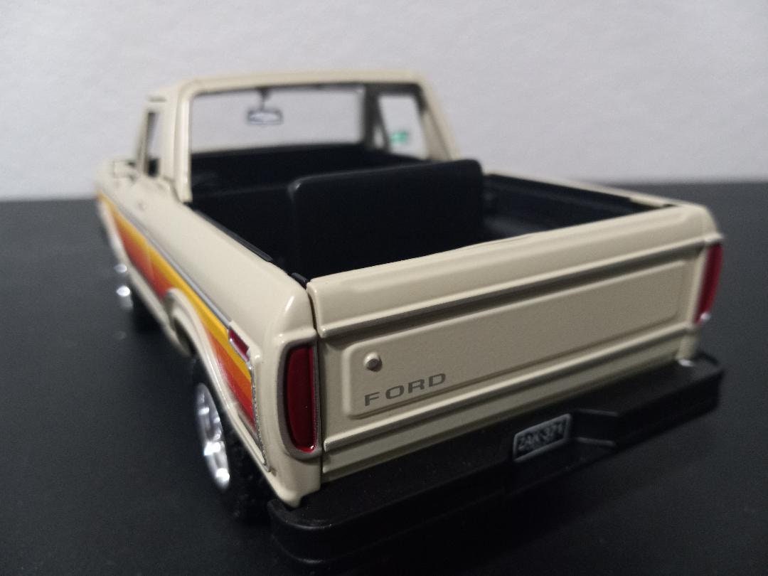 1978 Ford Bronco 1/24 Scale Diecast Model Car - Etsy