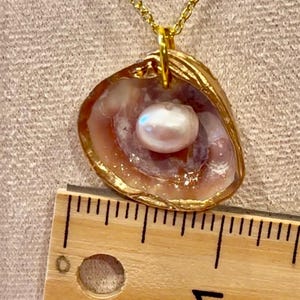 Clam Shell , Cross Barred Venus Necklace , Gold Leaf , Real Pearl/ Hand ...