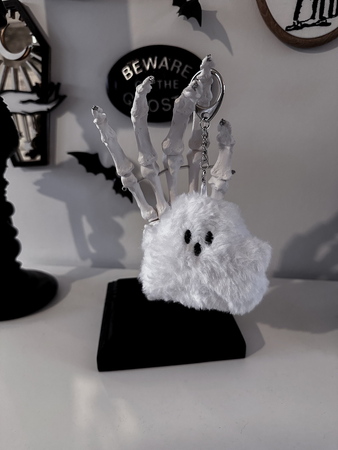 Fluffy Ghost Keyring Bag Charm Gothic Keyring Emo Keyring Spooky Gift ...