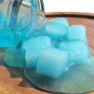 Clear Blue Slime With Glow in the Dark Pigment | Squishy Jelly Cube ...