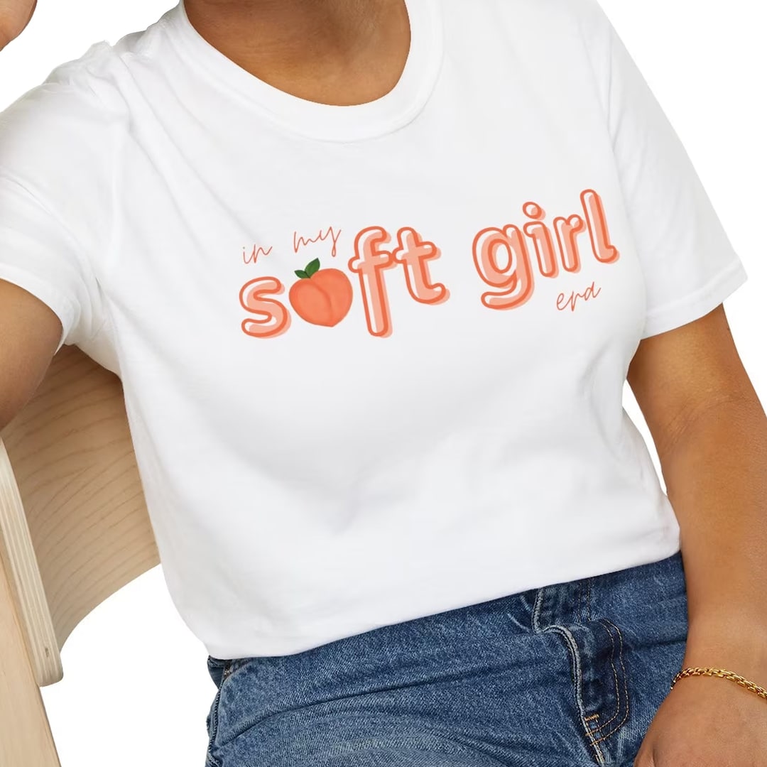 In My Soft Girl Era Peach T-shirt – Cute Aesthetic Graphic Tee – Y2K ...