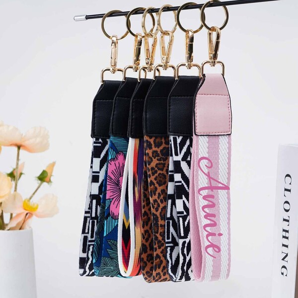 Wrist Keychain Pattern - Etsy