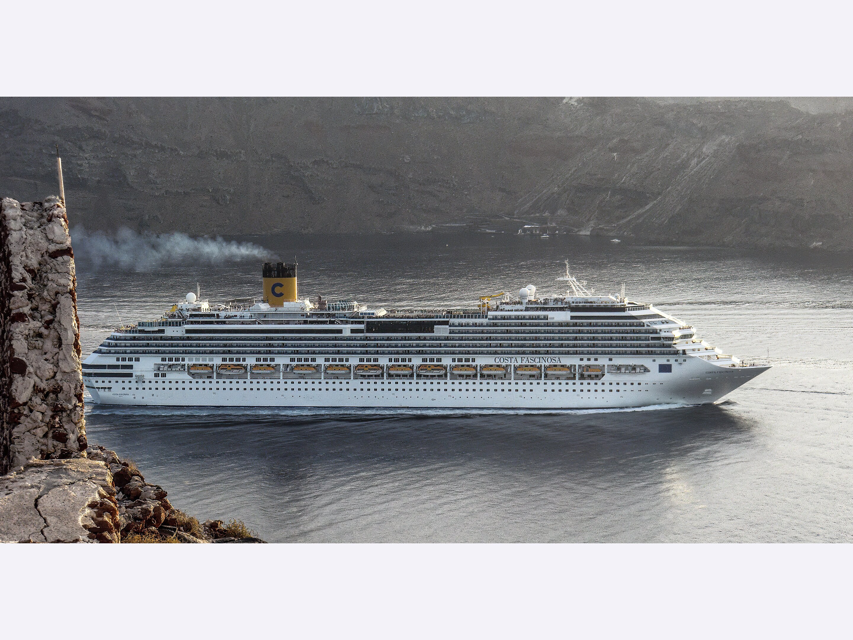 Santorini Cruise Ship Photo, a Stock Photo of Santorini Greece ...