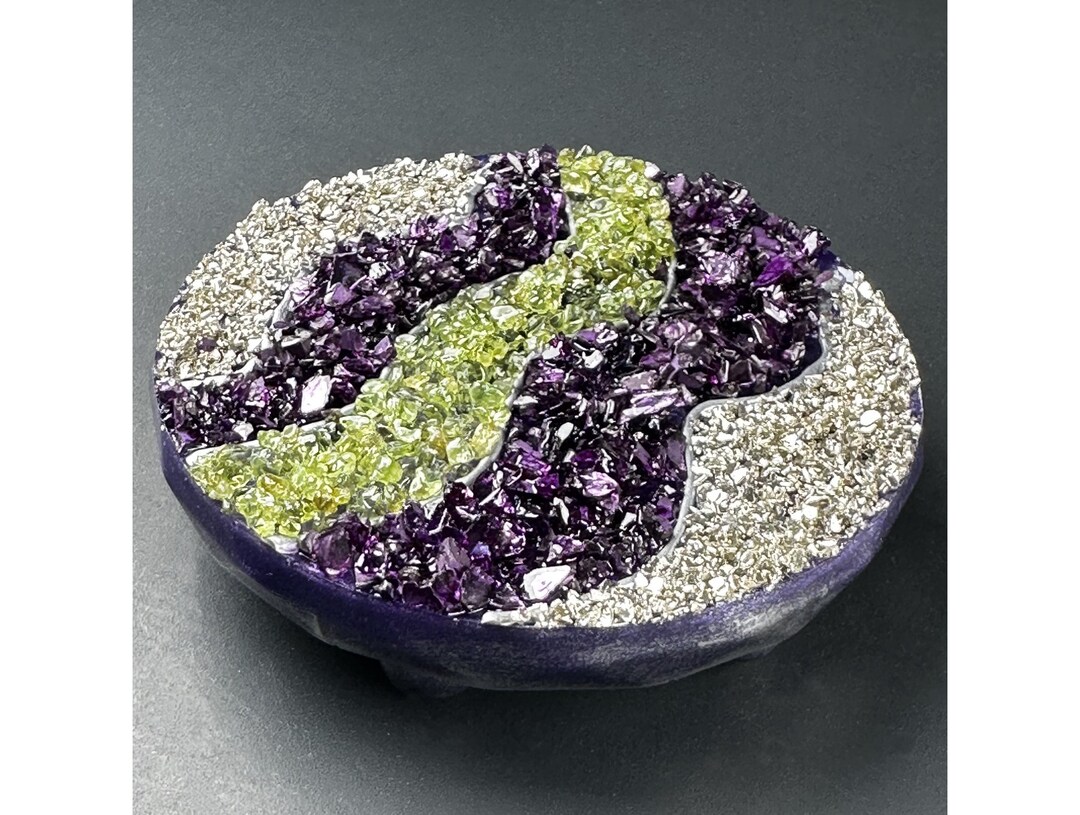 Peridot Orgonite Charging Platform | Crystal Charger | Orgonite ...