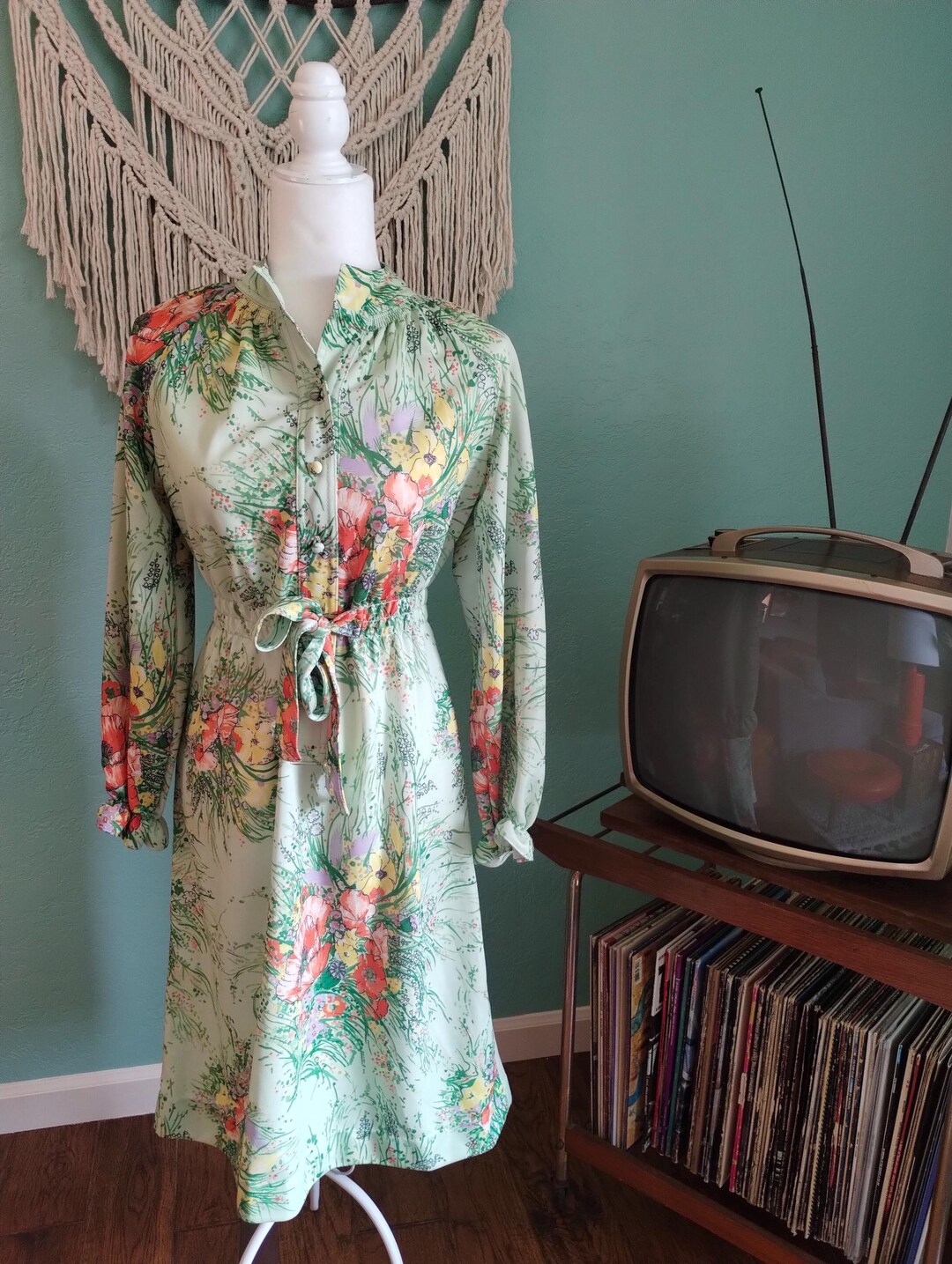 1960’s/70’s Leslie Fay Floral Belted Dress - Etsy