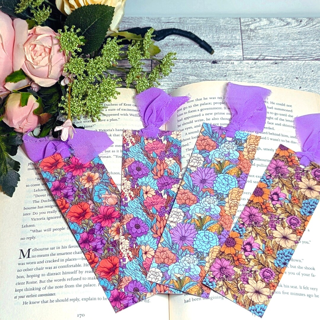 Boho Floral Bookmark Set: Handmade Laminated Book Lover Gift - Etsy
