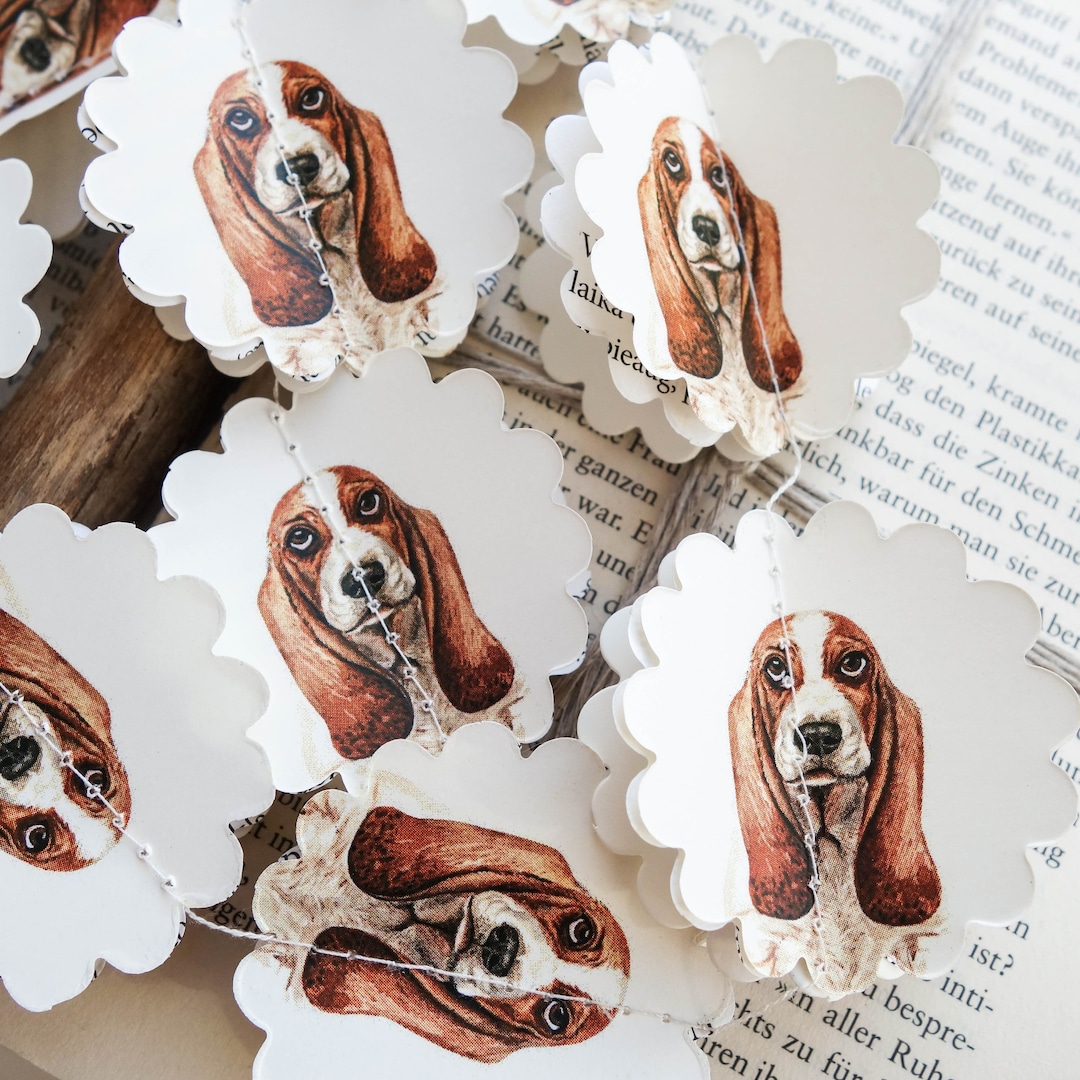 Basset Hound Decor, Basset Hound Picture, Basset Hound Garland, Basset ...