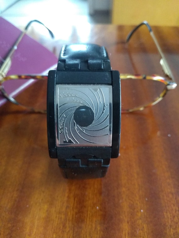 Swatch 007 James Bond Reverso SUFB100 Die Another Day… - Gem