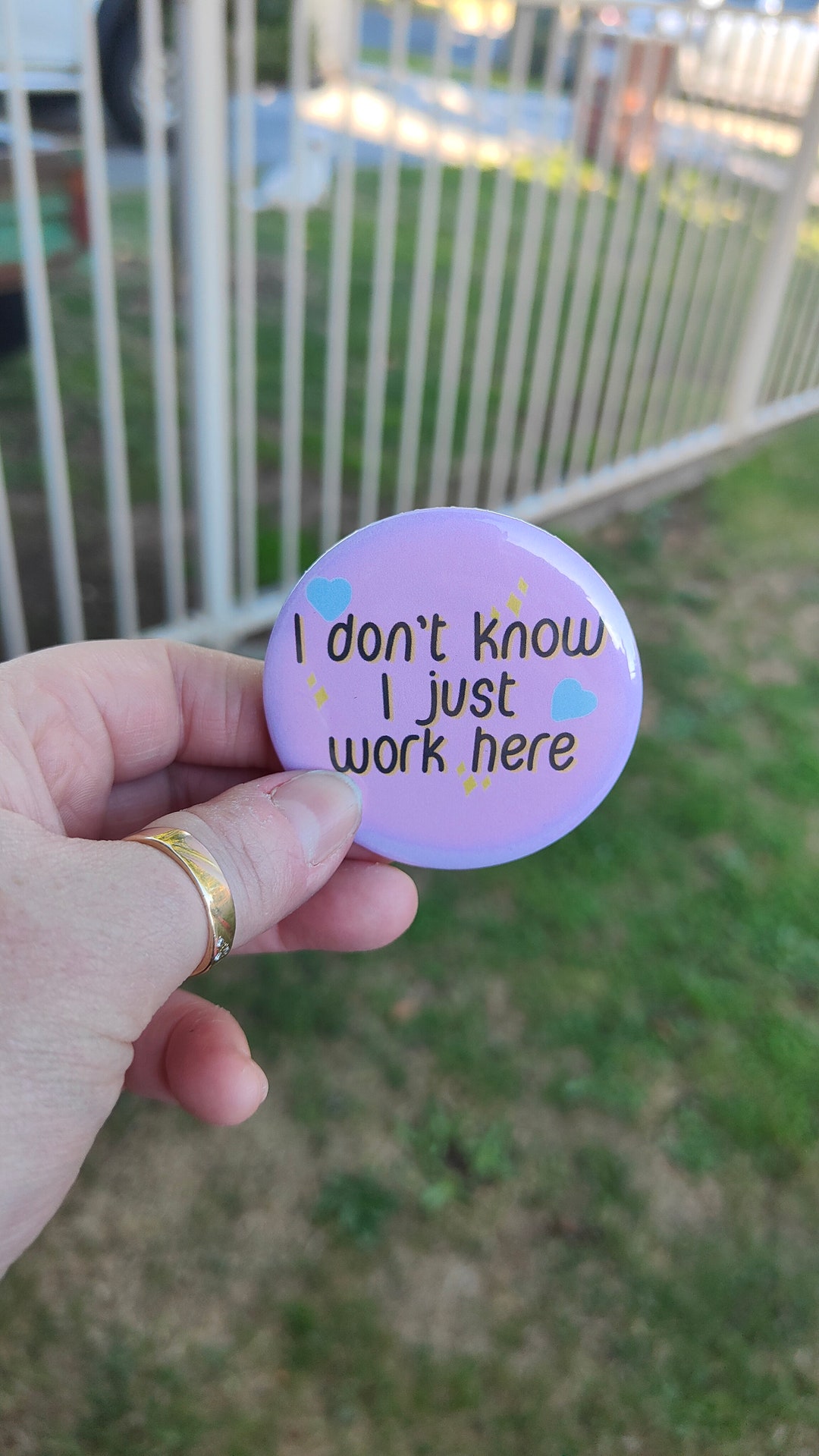 Funny Badges Customer Service Meme Badge Sarcastic I Don't Know Badge ...