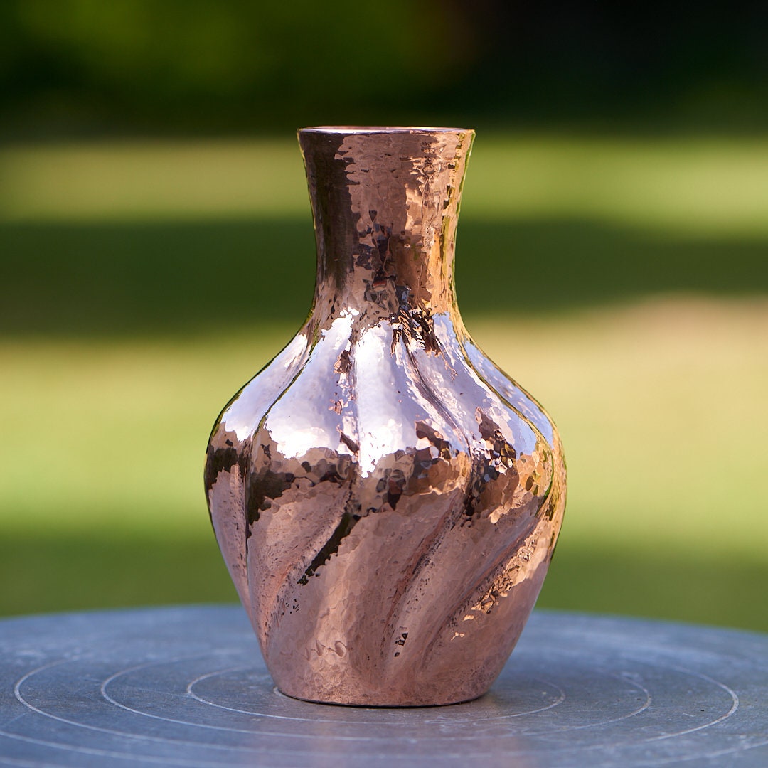 Copper Vase venus - Etsy