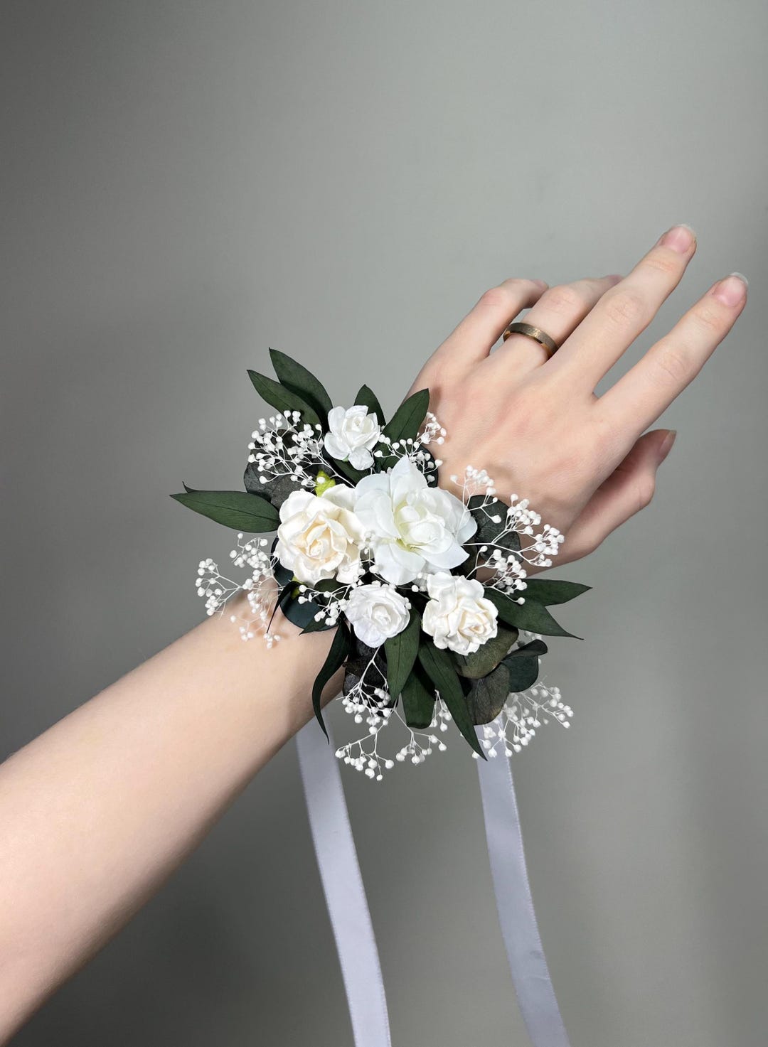 White Corsage Wedding Eucalyptus Corsage Wrist Corsage Bridesmaids ...