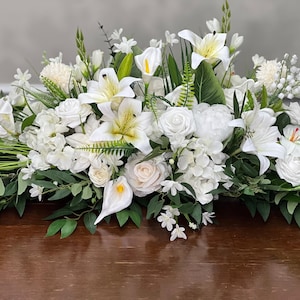 White Centerpiece Wedding Lily Table Centerpiece Altar Arrangement ...