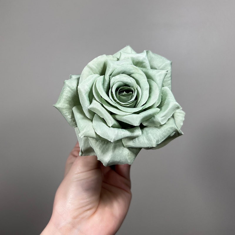 Green Silk Roses - Etsy