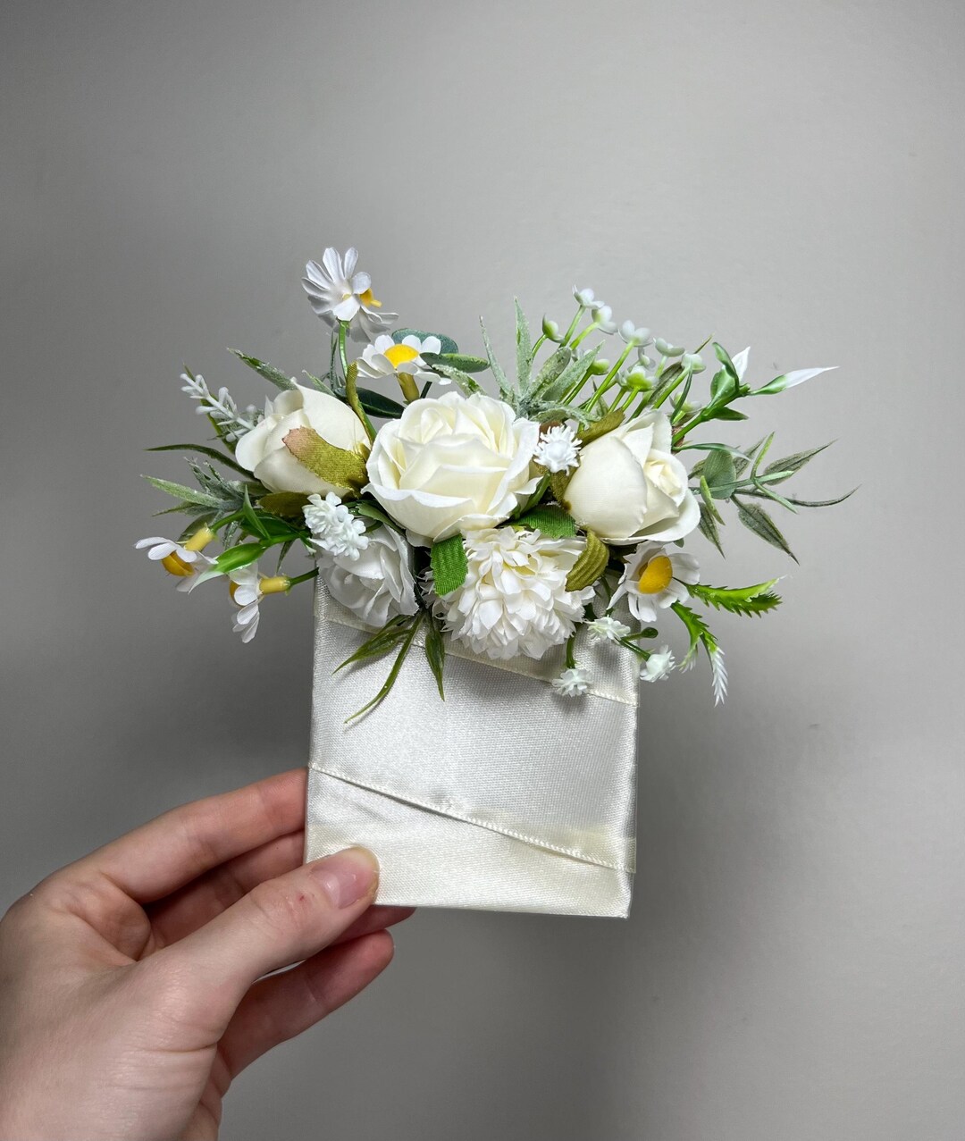 White Pocket Boutonniere Wedding Groom Boutonnière Ivory Square ...