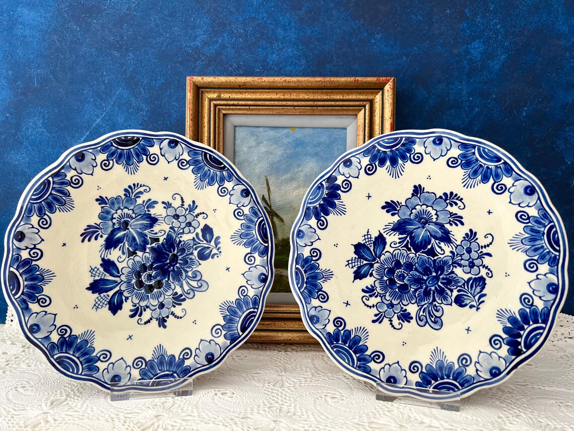 Vintage Delft Wall Plates / Hand Painted / Blue White Plates / Delft ...