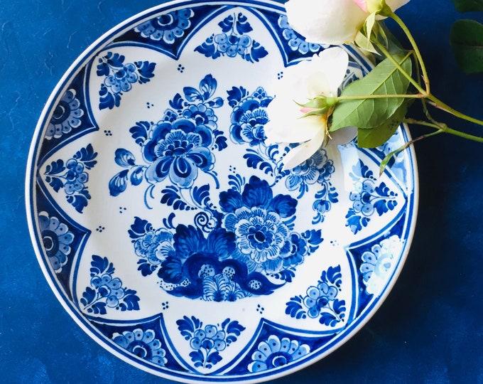 Delft Blue Wall Plate With Floral Decor, Hand-painted Delft, 9.4 Inch ...