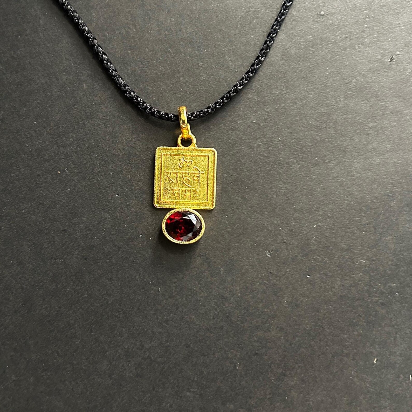 Rahu Yantra Pendant With Hessonite Stone | Rahu Mantra Kavach Amulet ...