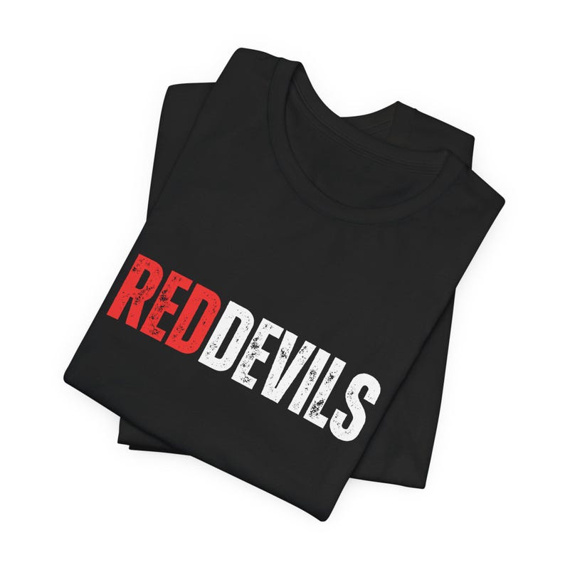Red Devils T-shirt - Etsy