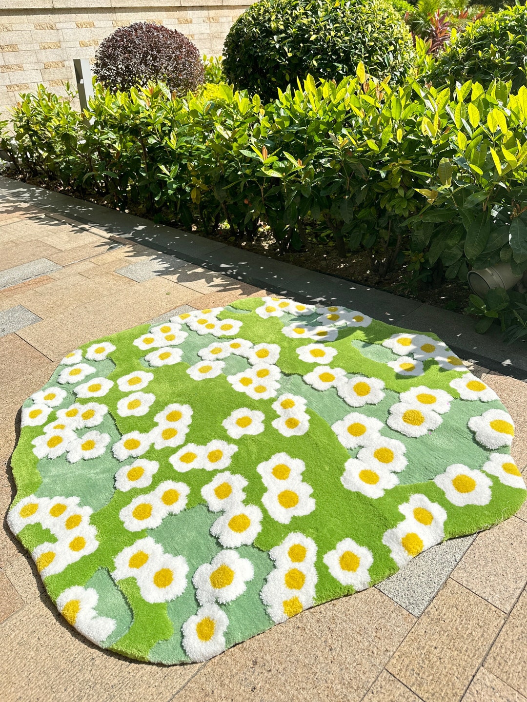 Handmade Daisy Rug, Irregular Grass Meadow Rug, Green White Rug, Moss ...