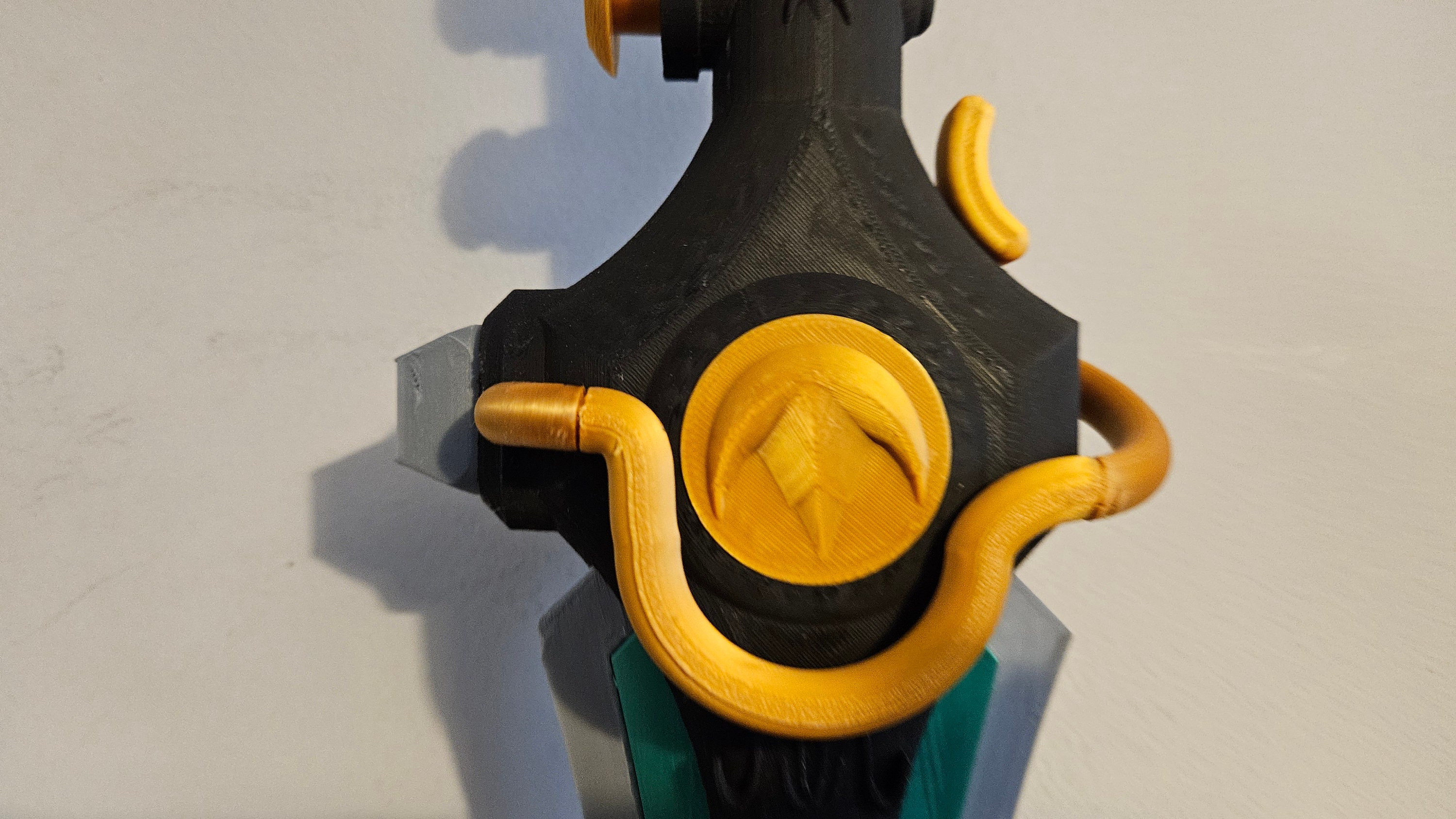 3D Printed Mighty Morphin Power Rangers Dragon Daggers 1:1 Scale ...