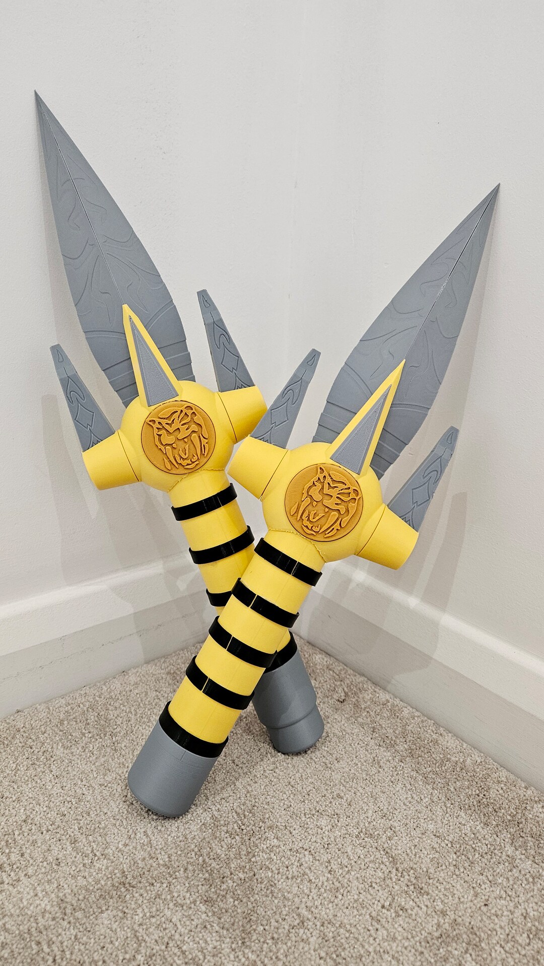 3D Printed Mighty Morphin Power Rangers Power Daggers - 1:1 Scale ...