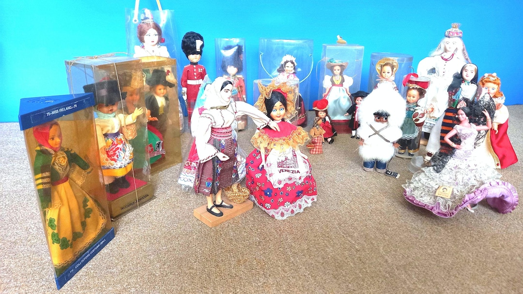 24 Vintage Multi-ethnic Dolls Collection From Around the World - Etsy