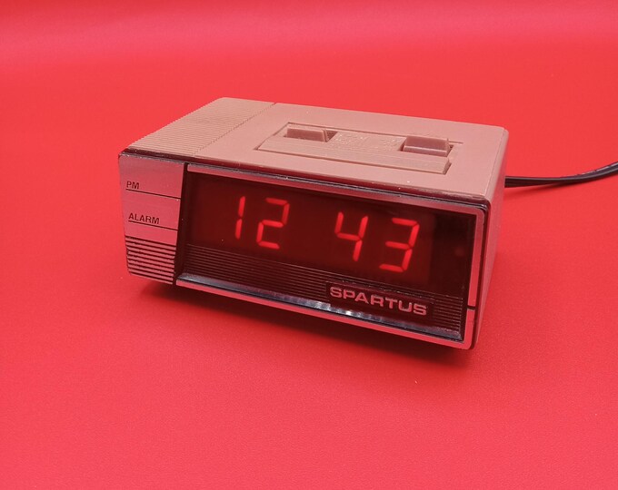 Vintage Spartus Digital Alarm Clock Salmon Pink Plastic Works - Etsy