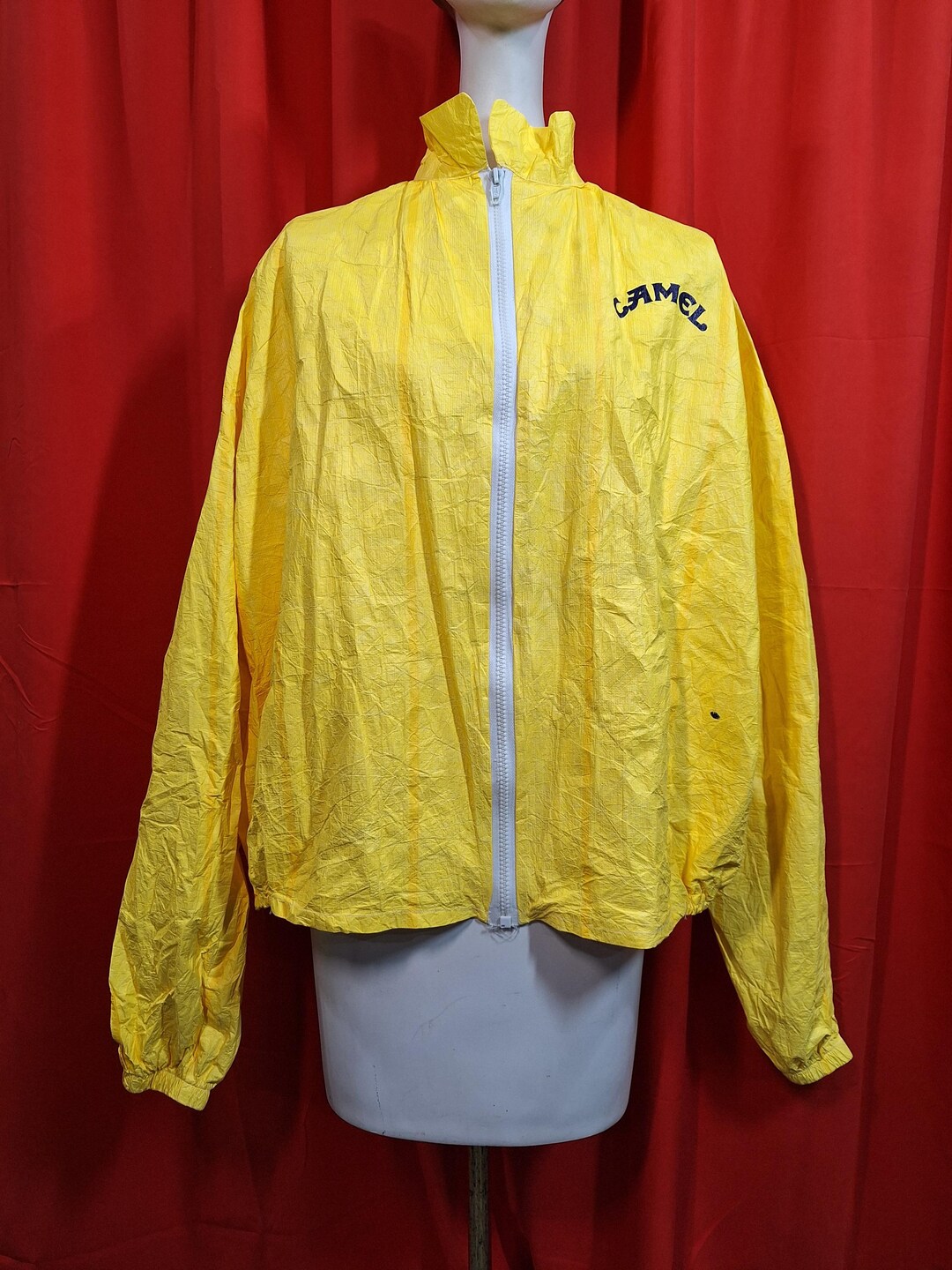 Vintage 1990s Joe CAMEL Cigarettes Yellow TYVEK Jacket Size XL 44/46 - Etsy