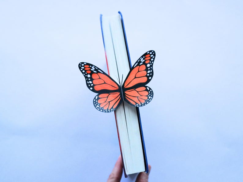 Butterfly Bookmarks | Printable Coloring Page | DIY Bookmark Craft ...