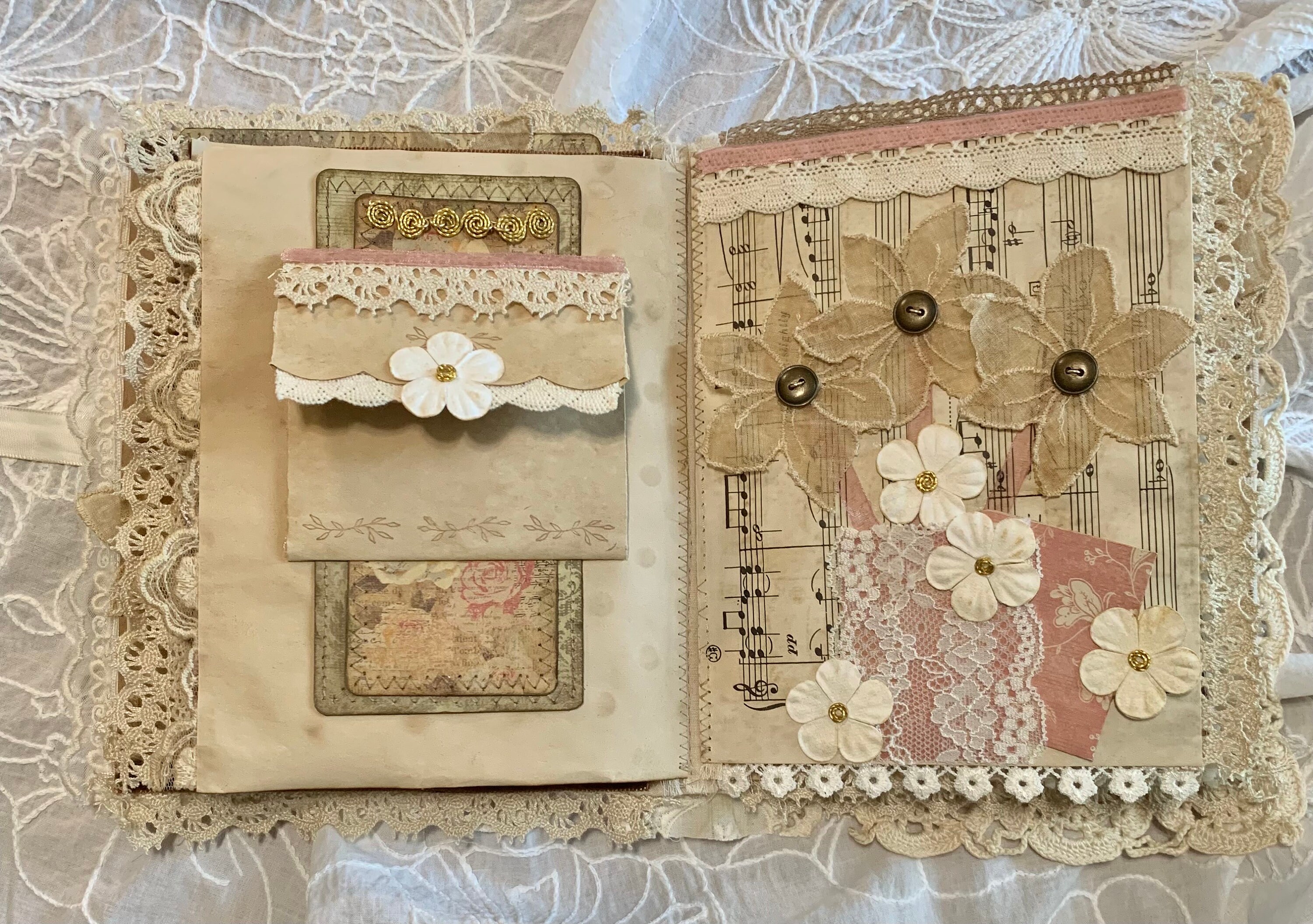 Paper and Lace Unique Vintage Journal With Sewn Pages - Etsy