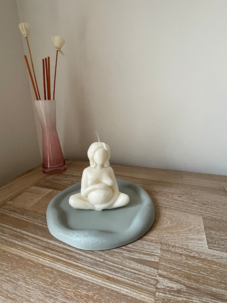Hand-poured Mama-to-be Candle – Pregnant Woman Candle, Unique Maternity ...