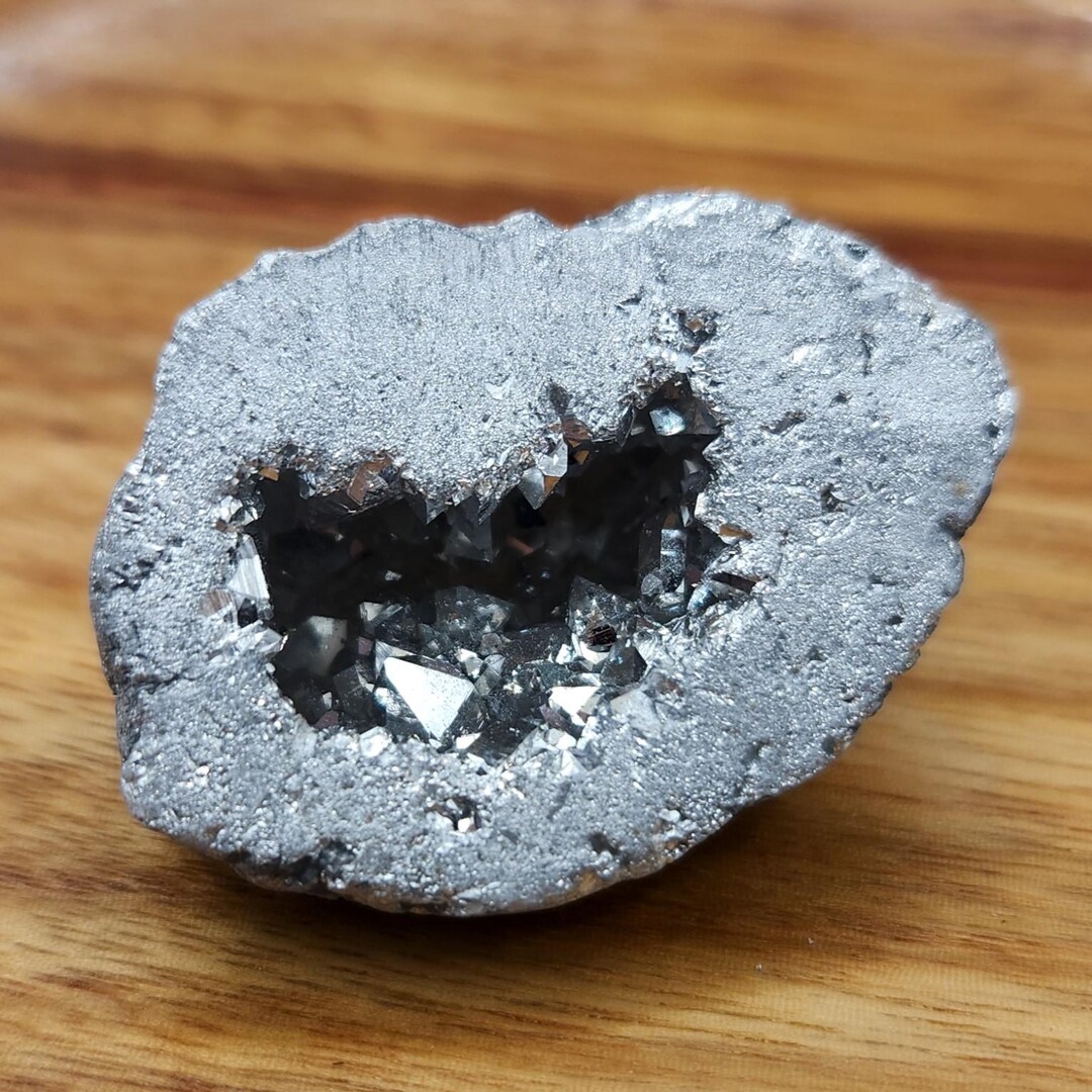 Mini Silver Aura Quartz Geode Around 1", Silver Quartz Geode, Sparkly ...