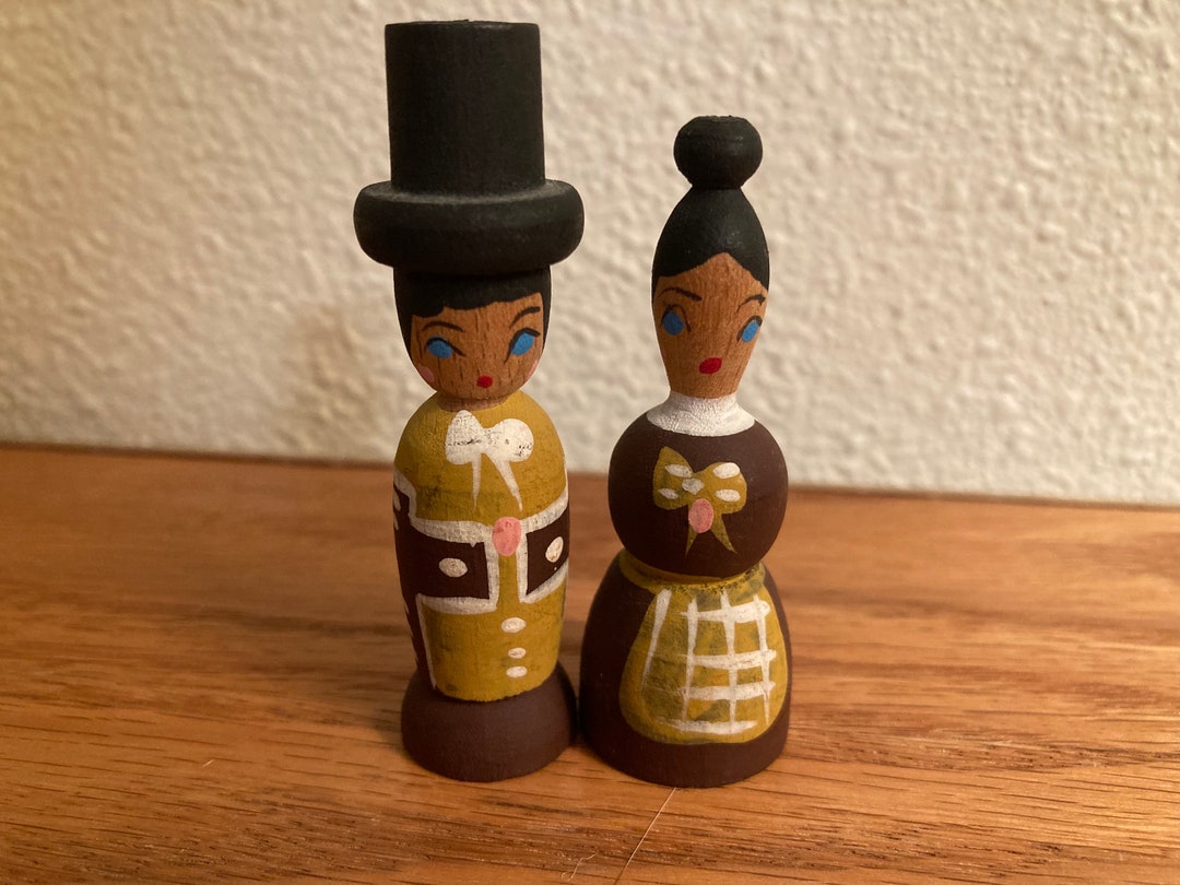 Miniature Wooden Figures - Set of 2 - Etsy