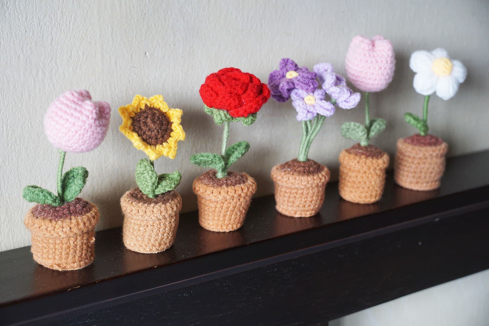 6 Crochet Mini Flower Pots in a Set-6 Knitted Flowers-gifts for Her - Etsy