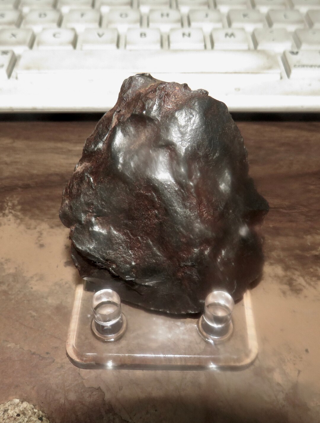 204 Gm Gebel Kamil Meteorite From Egypt Acrylic Stand Iron Nickel ...