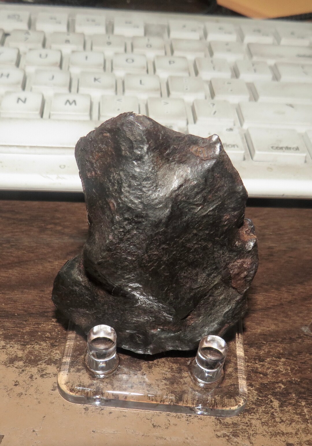 254 Gm Gebel Kamil Meteorite From Egypt Acrylic Stand Iron Nickel ...