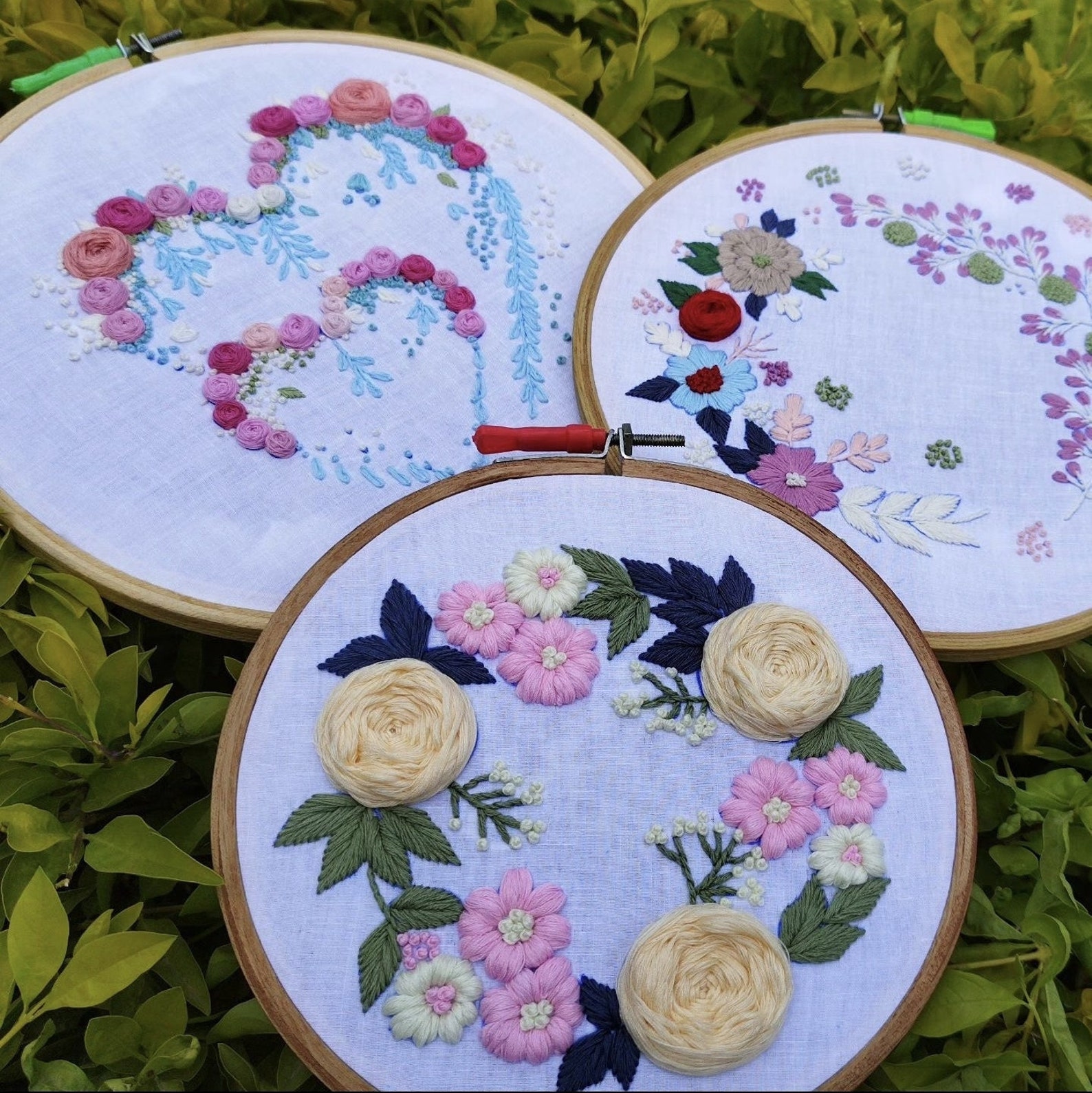 Custom Hoop Art Daisy Embroidered Art Hoop Floral Embroidery Art Wall ...