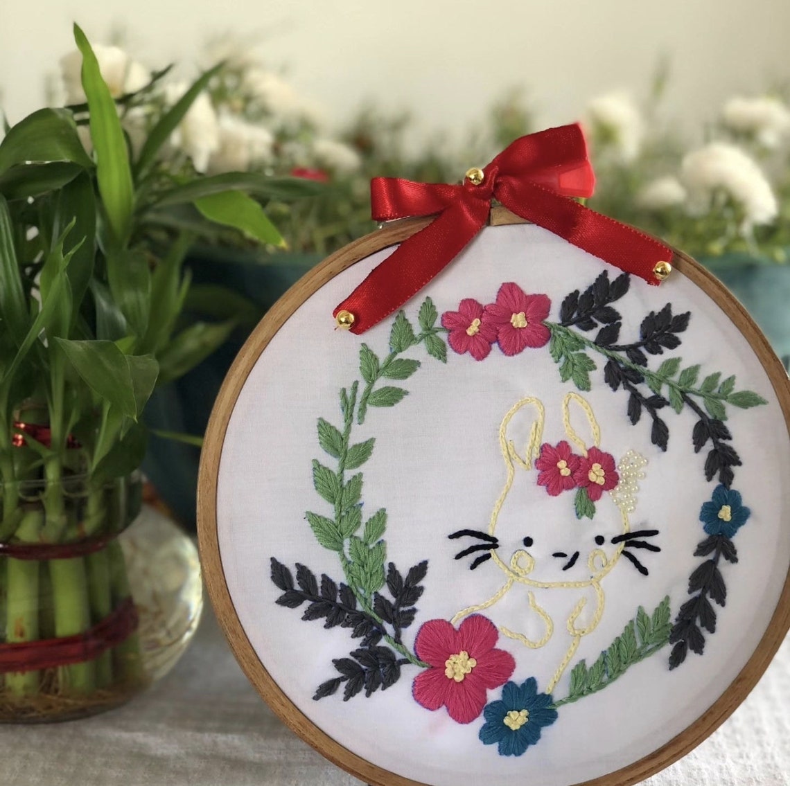 Custom Hoop Art Daisy Embroidered Art Hoop Floral Embroidery Art Wall ...