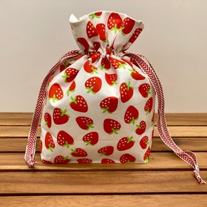 Strawberry Drawstring Bags Party Favor Bag Reusable Fabric Drawstring ...