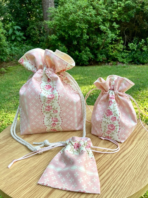 Small decorative gift bags store
