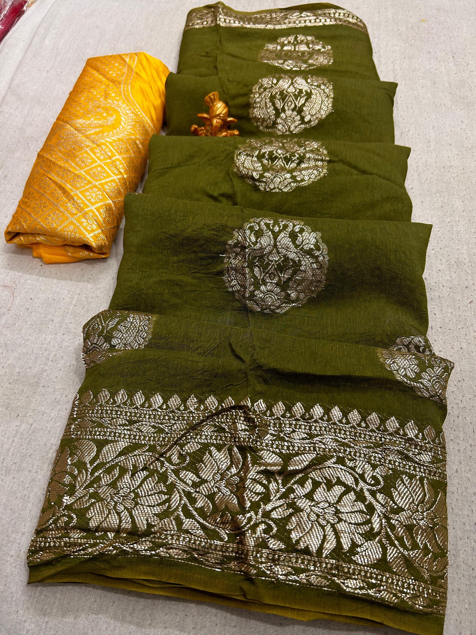 Banarasi Rasiyan Dola Silk Sarees - Etsy