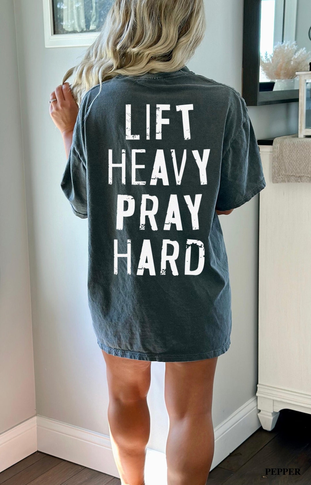 Lift Heavy Pray Hard T-shirt: Christian Gym Workout Tee - Etsy