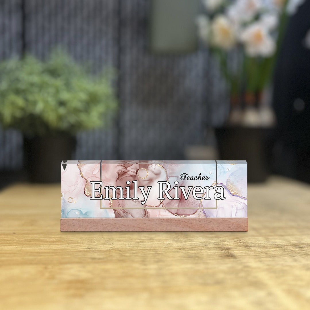 Personalized Gift Desk Name Plate Acrylic Name Plate With Wooden Stand ...
