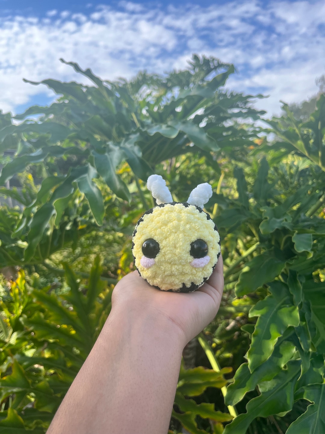 Bee Crochet Plushie Amigurumi Cute Bee Stuffed Animal - Etsy
