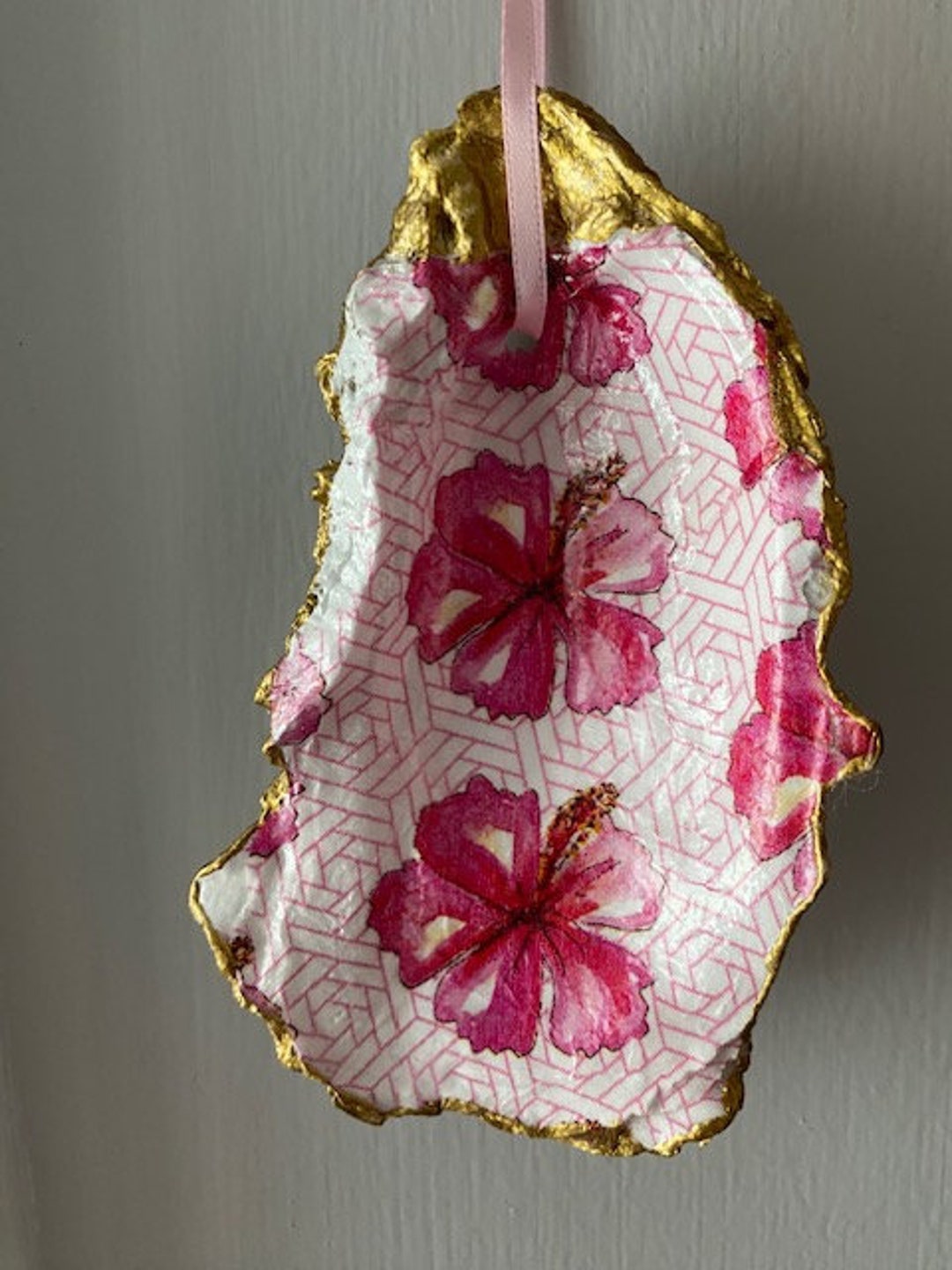 Hibiscus Oyster Shell | Decoupaged Oyster Shell Art - Etsy