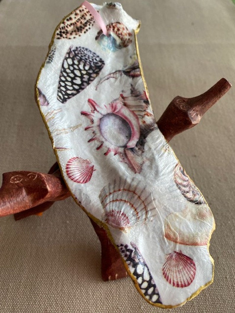 Pretty Seashell Oyster Shell Ornament | Decoupaged Oyster Shell ...